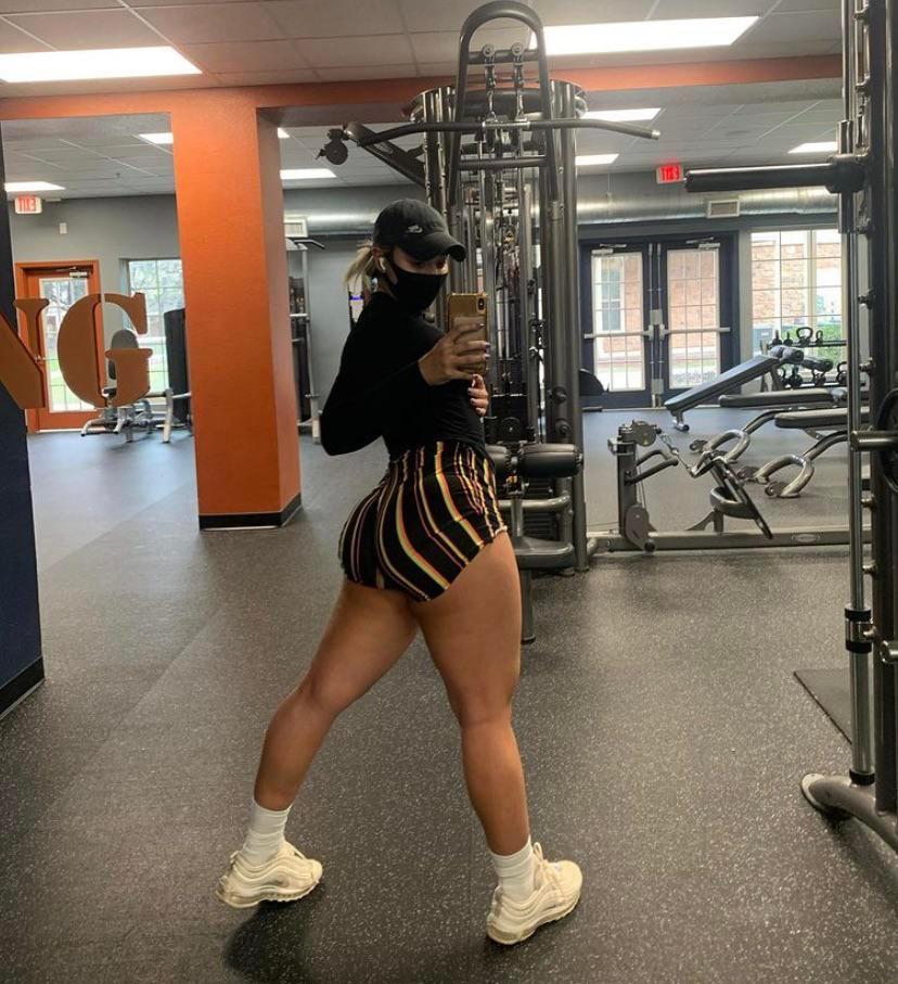 she’s something else | Scrolller