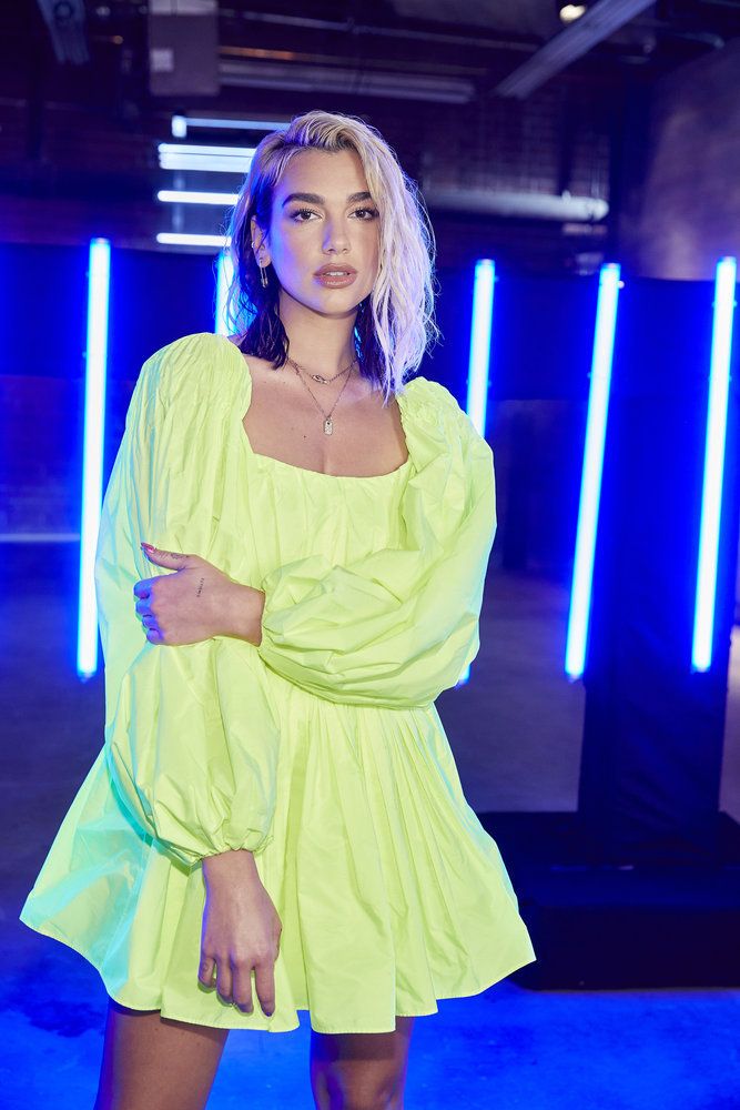 Shes Beautiful Scrolller