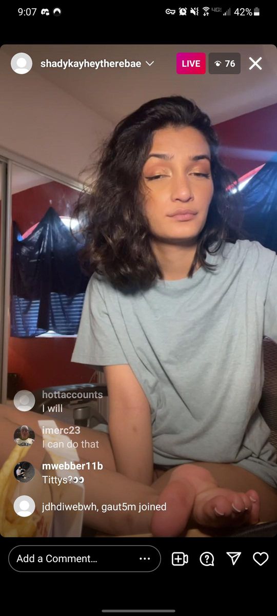 She's live now | Scrolller