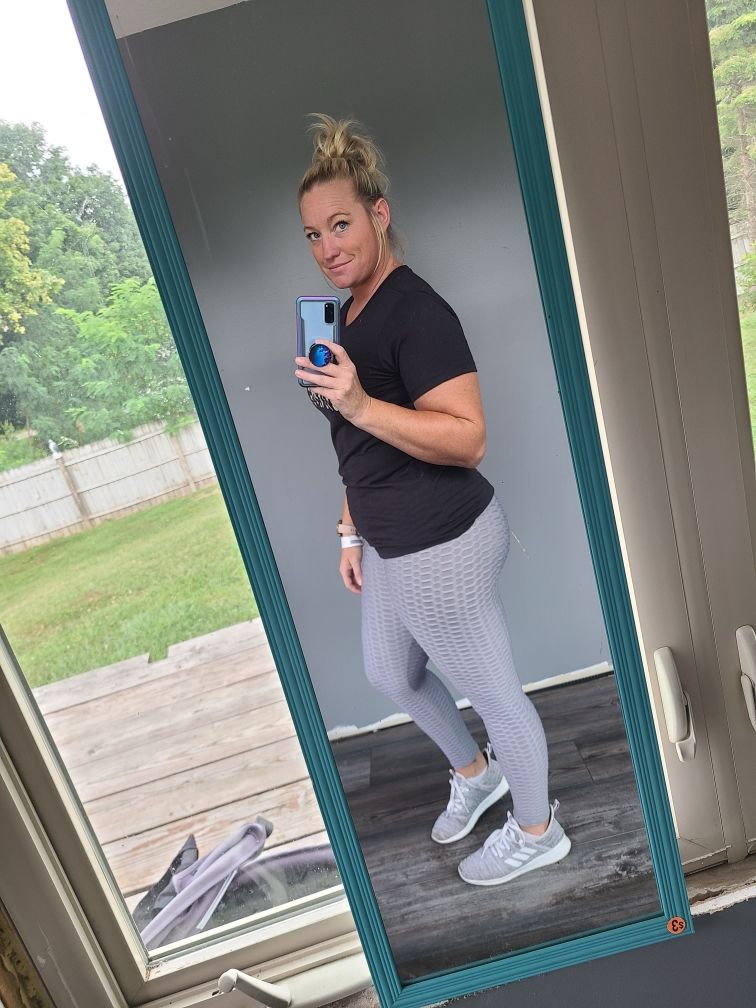 She's lookin good as usual! 🥵 | Scrolller