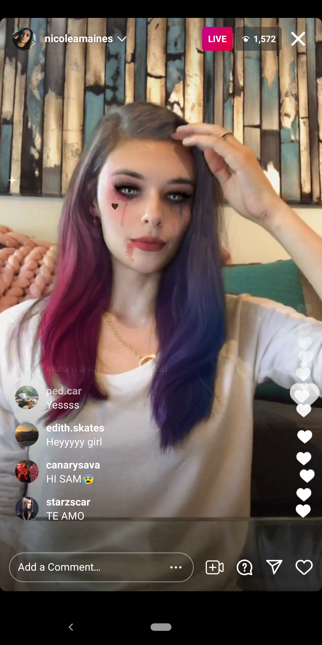 She's on Instagram live | Scrolller