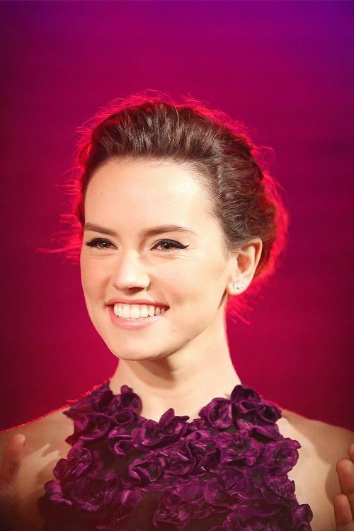 Shes So Cute Scrolller