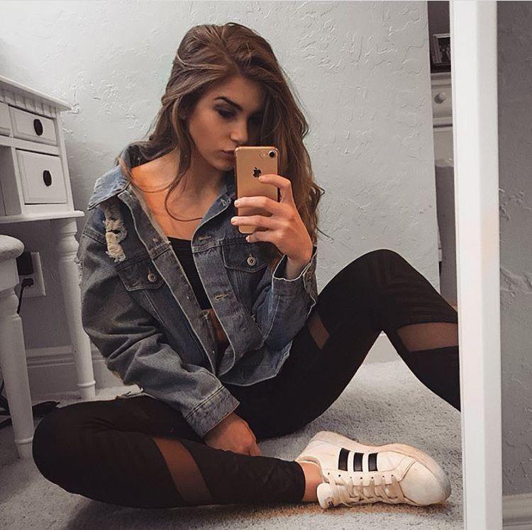 She's so hot! | Scrolller