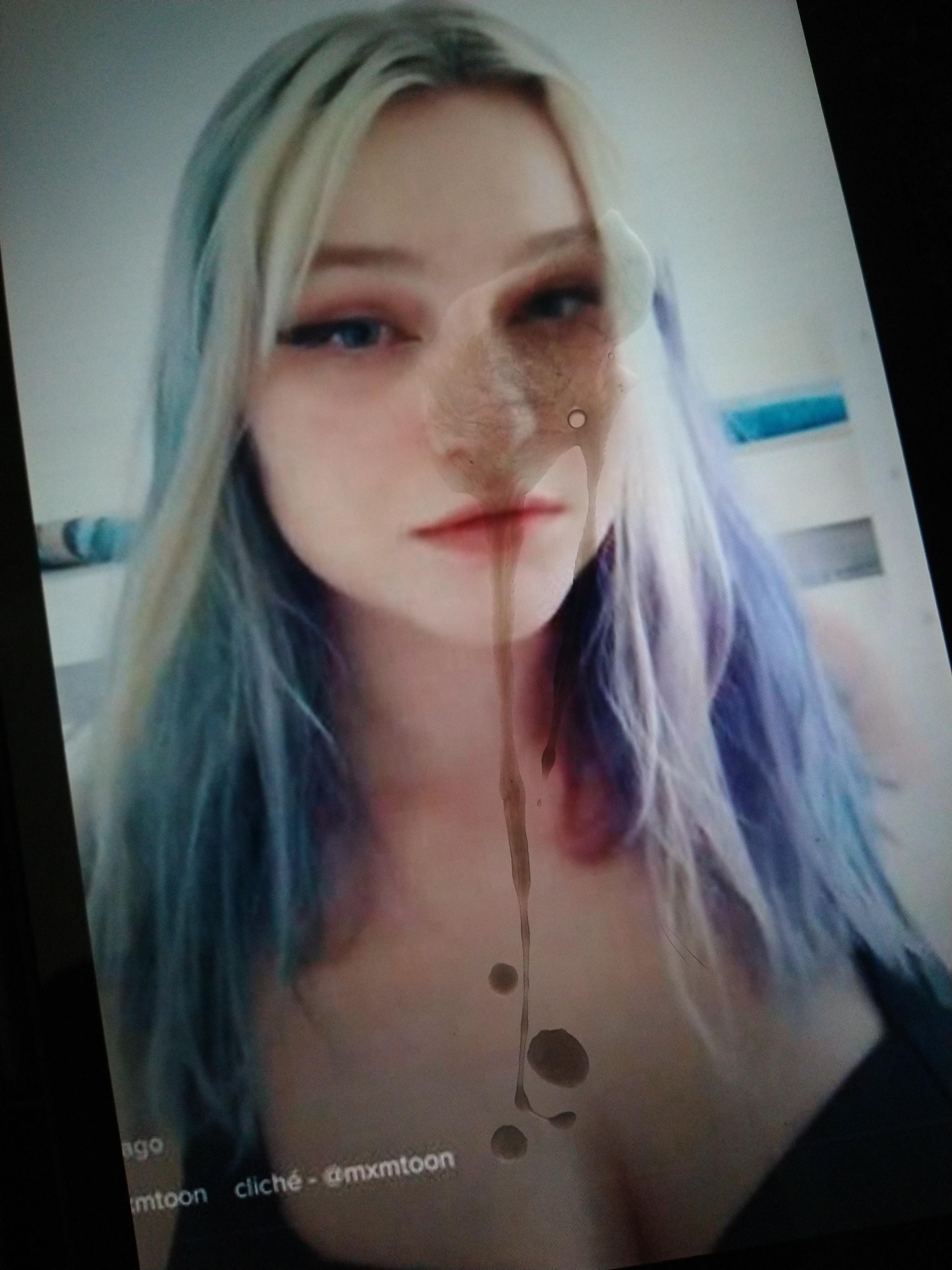 Shes So Hot ️ Scrolller