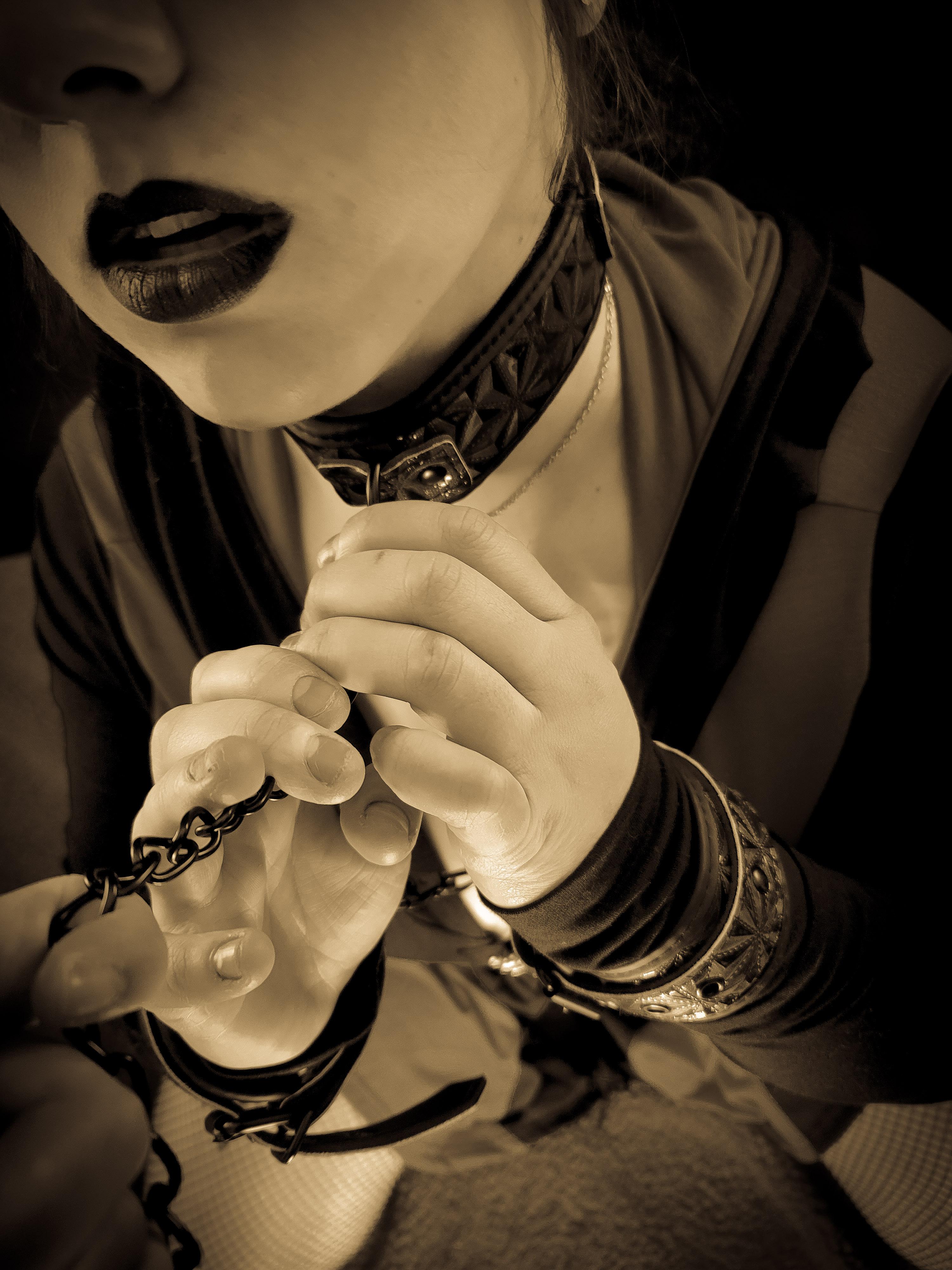 My good girl on her leash | Scrolller