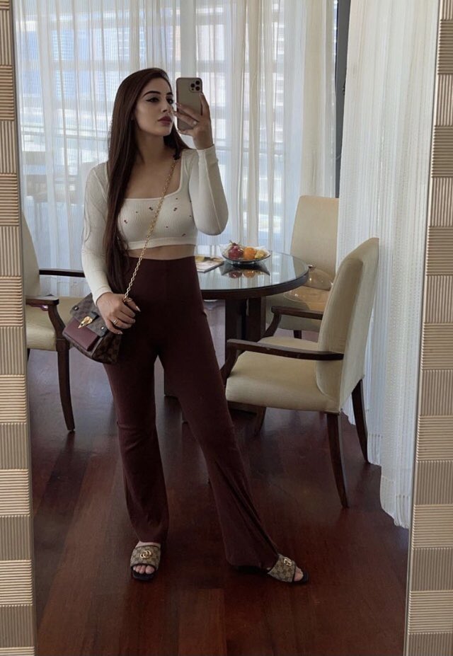 She's such a seductive slut 😍 | Scrolller