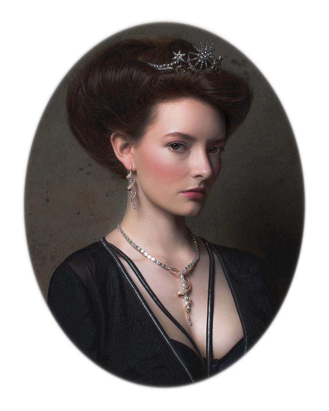 She's watching you | Scrolller