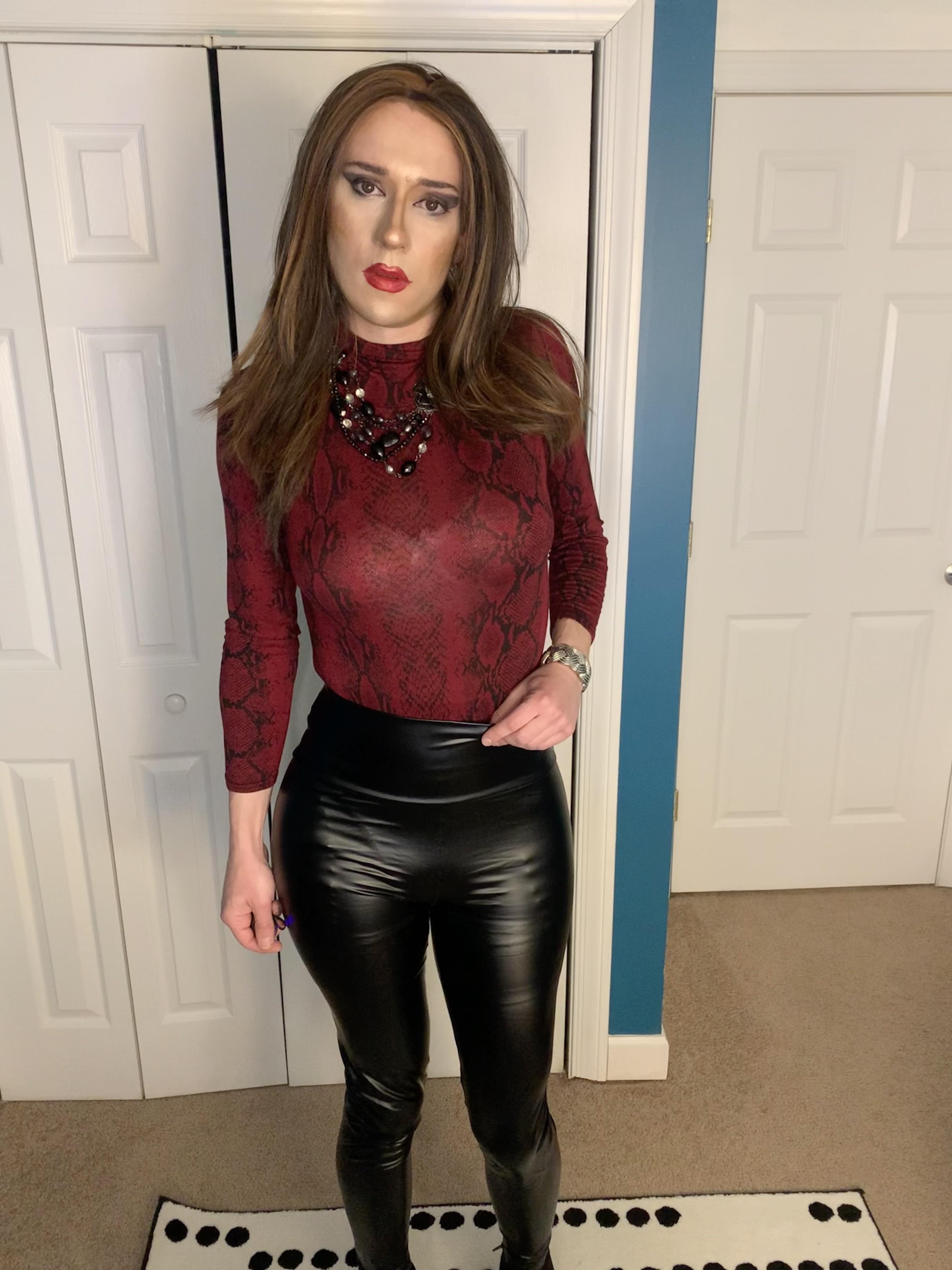 Shiny Pants | Scrolller