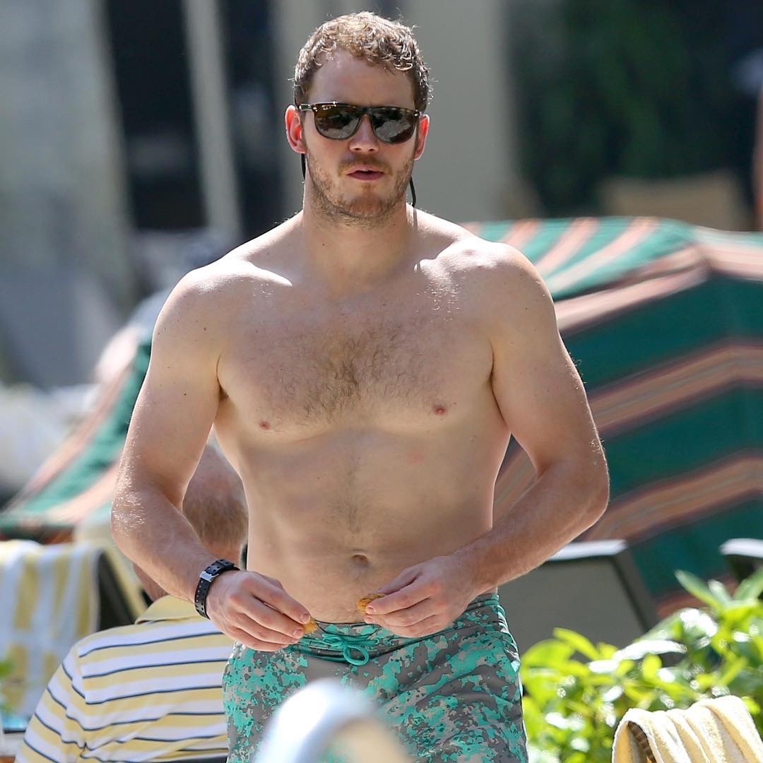 Shirtless Chris Pratt | Scrolller