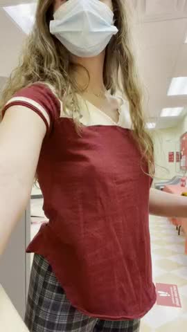 Do I need a bra at work? (drop) | Scrolller