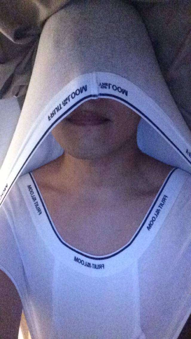 shoulder + atomic wedgie | Scrolller