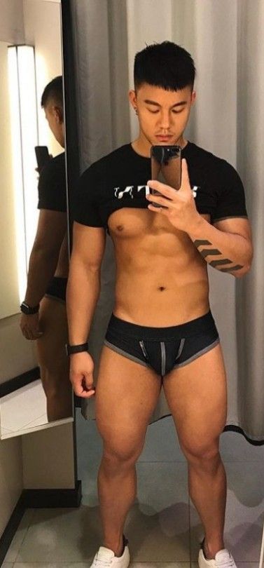 Showing off his abs | Scrolller