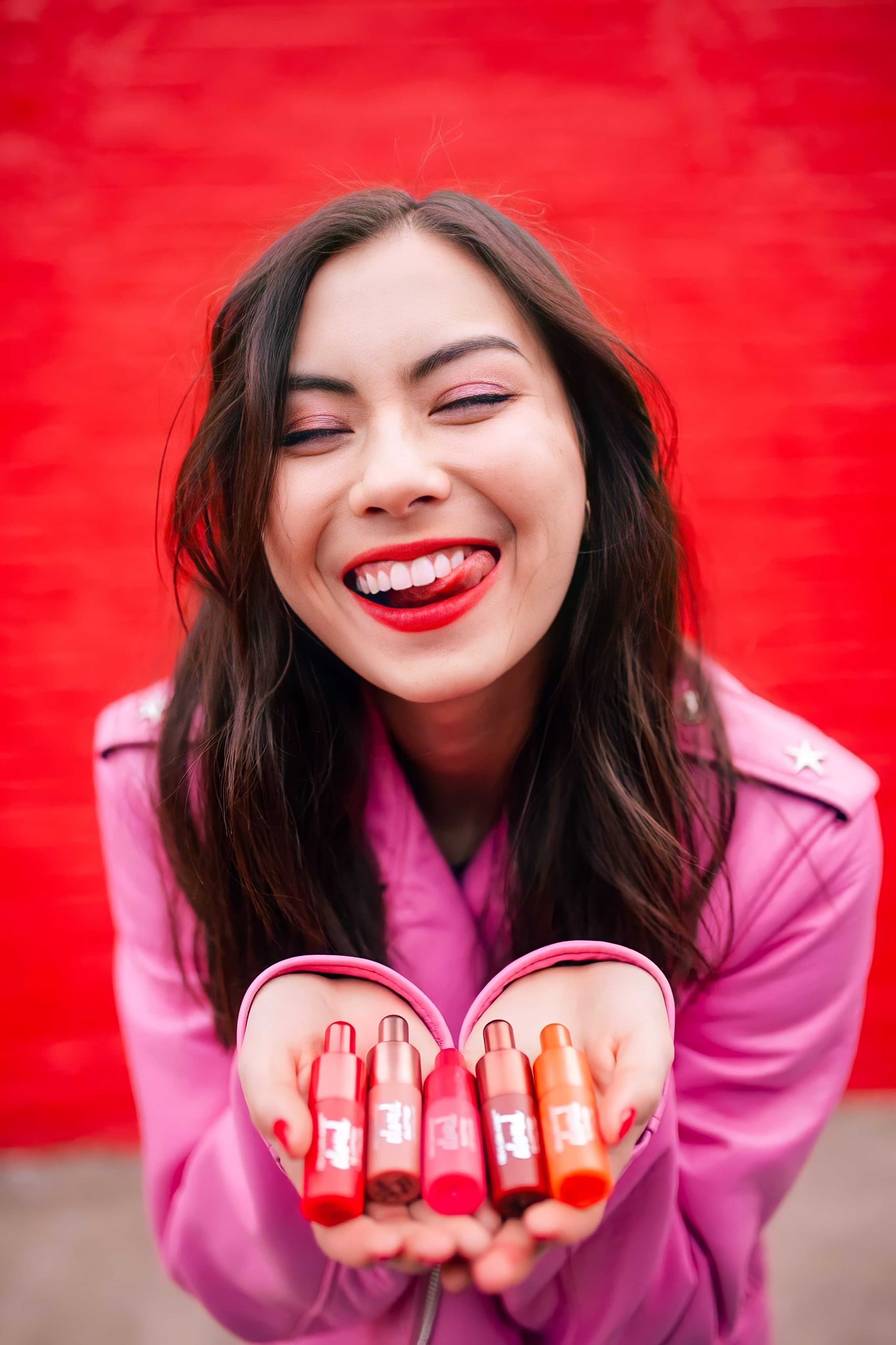 Signature smile | Scrolller