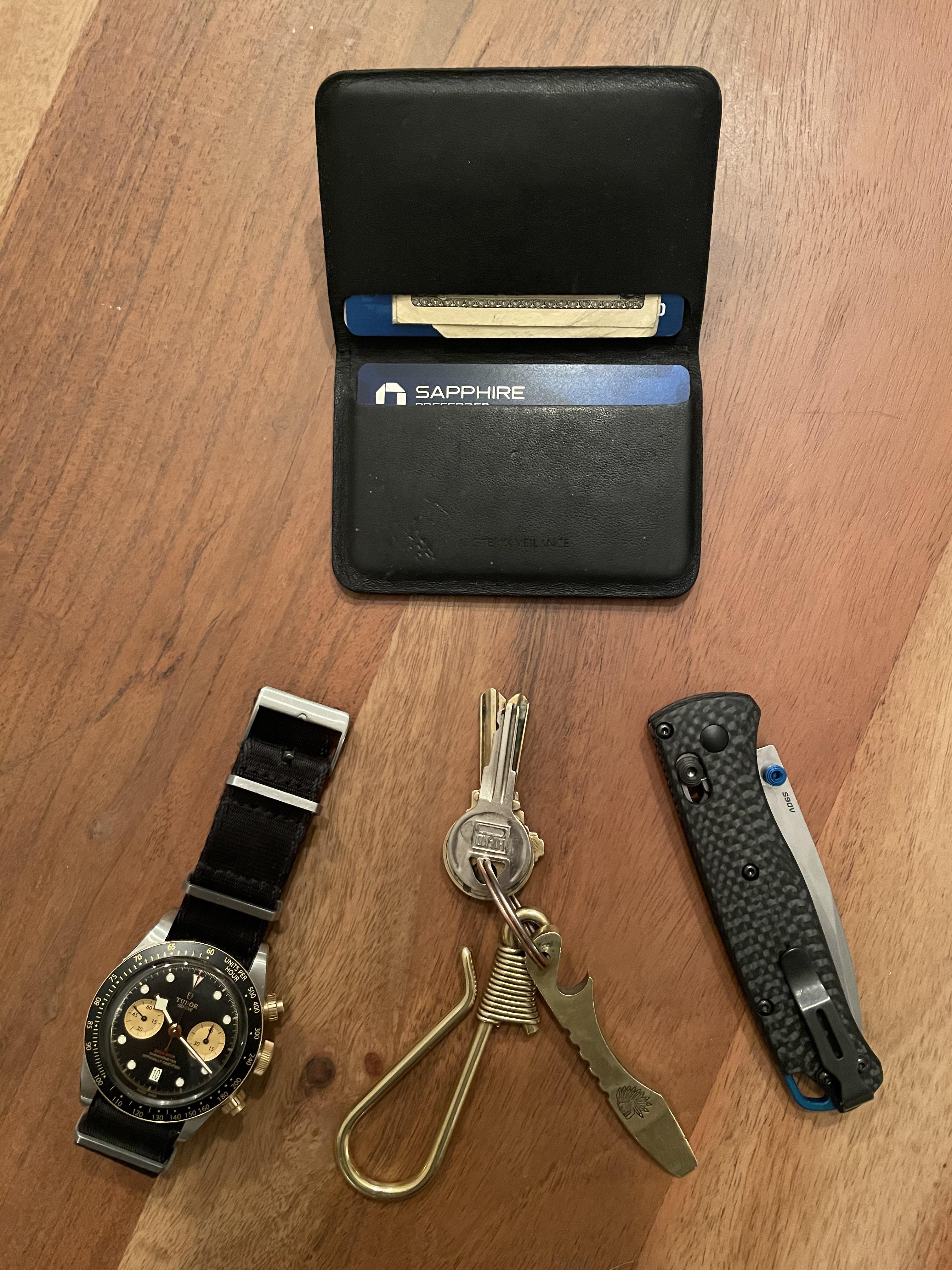 Simple carry | Scrolller