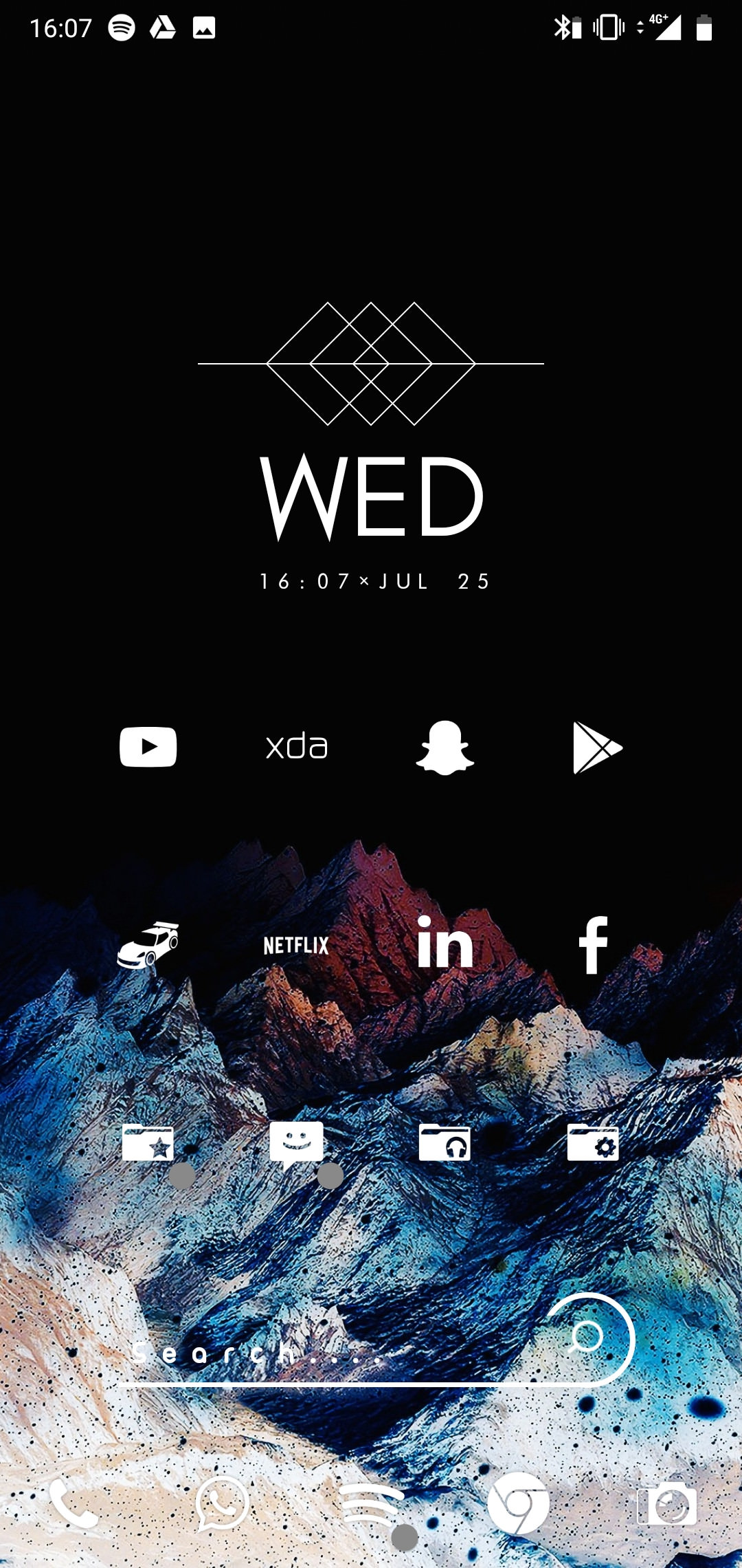Simple layout | Scrolller