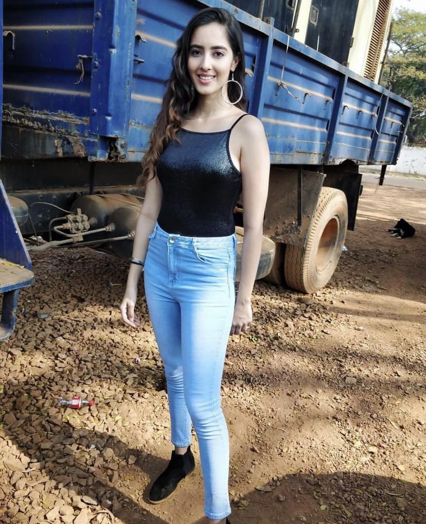 SIMRAT KAUR | Scrolller