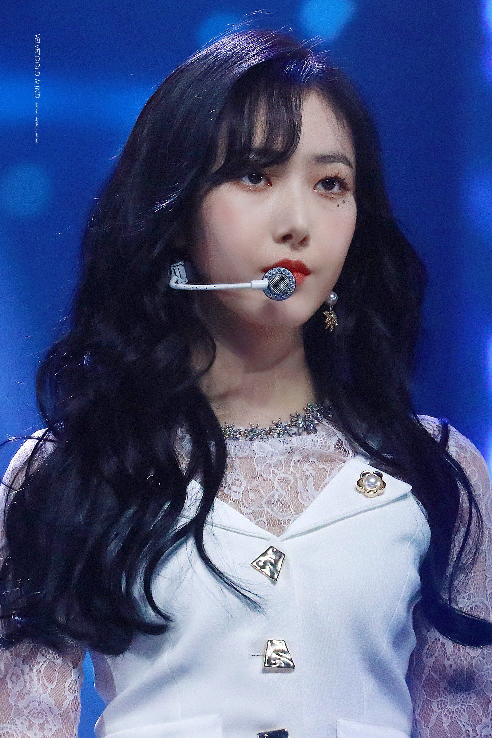 SinB | Scrolller