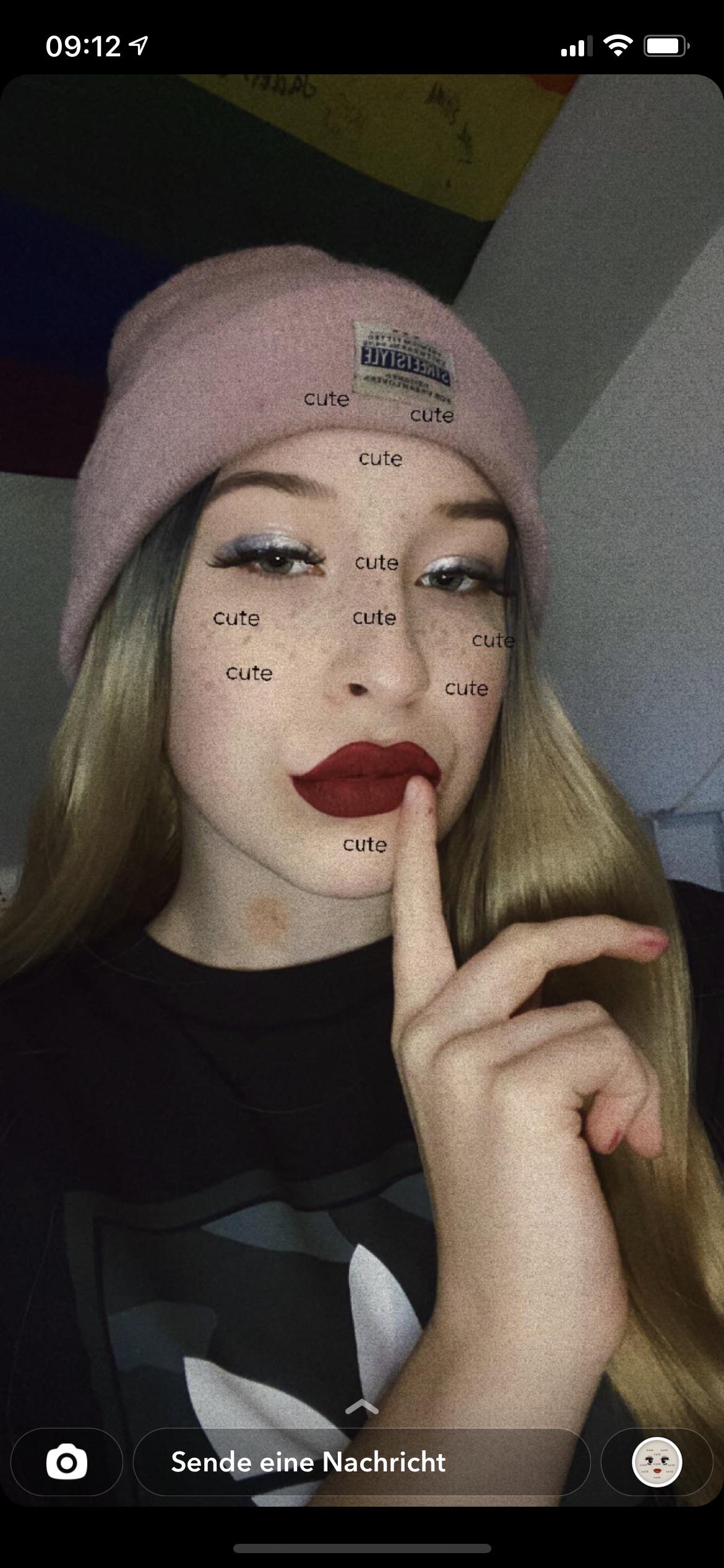 Sis (20) | Scrolller