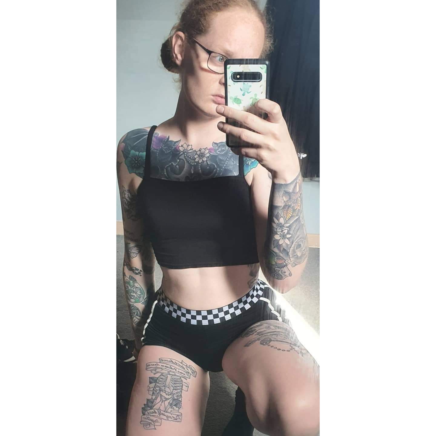 Skanky Emo Chav Babe | Scrolller