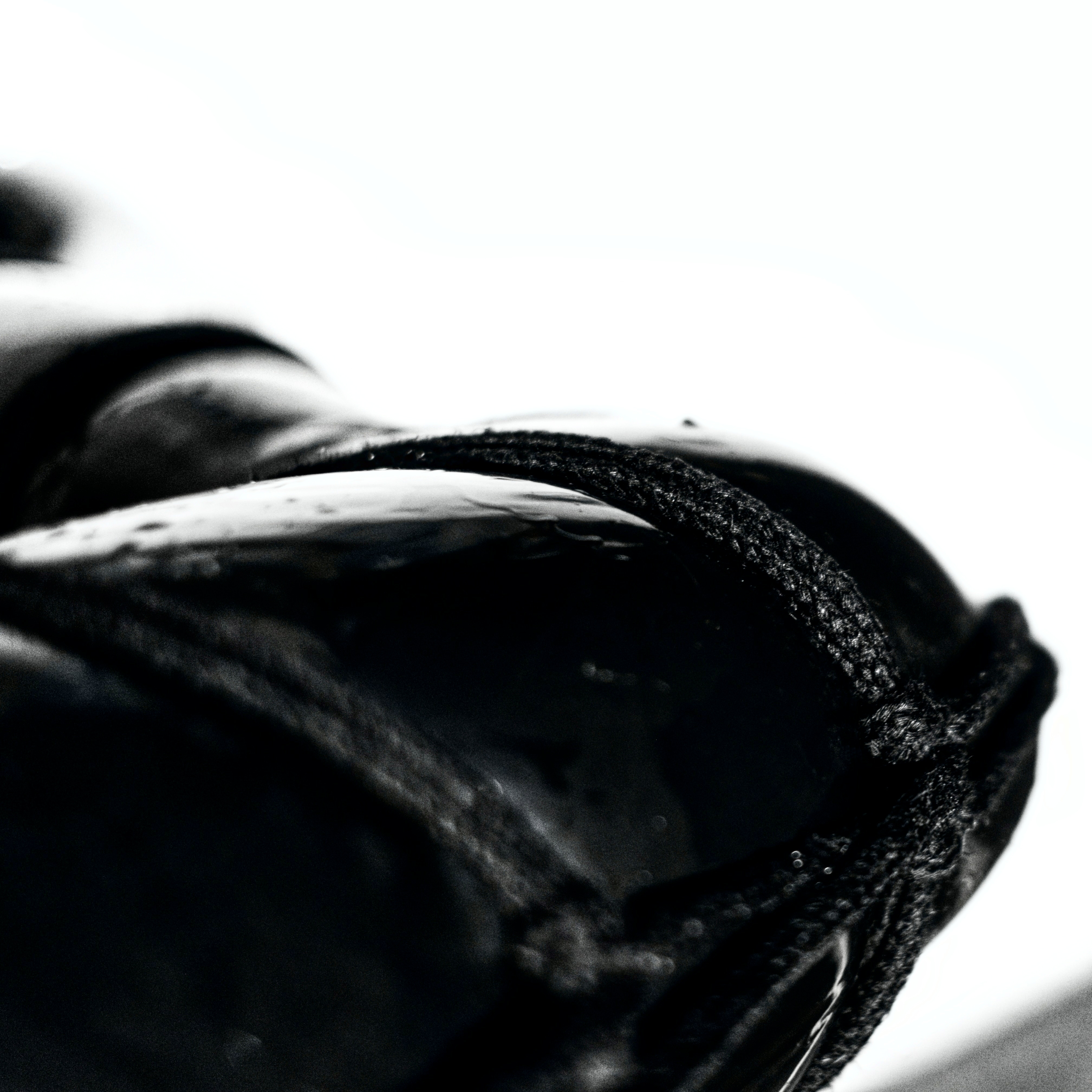 Skindentation on latex. What more could you ask for! forso, looking to buy more latex, anyone ...