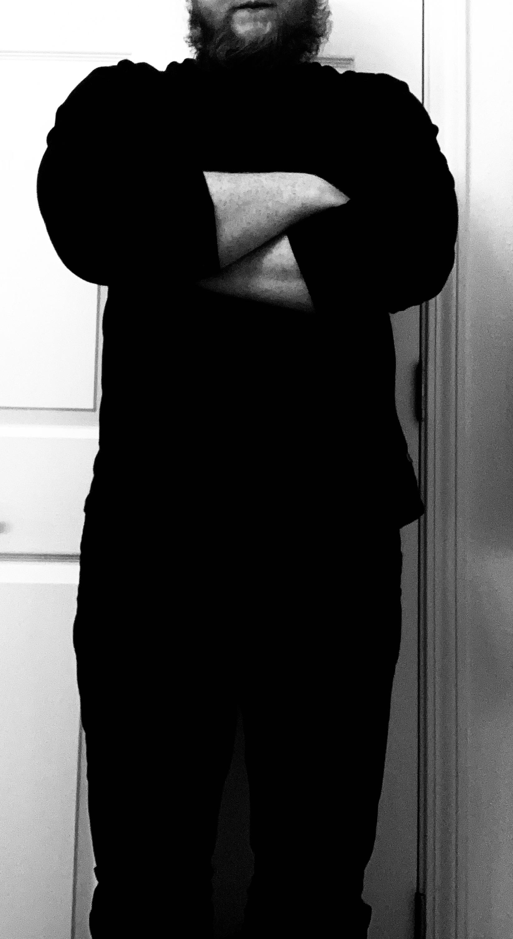 Sleeves rolled up | Scrolller