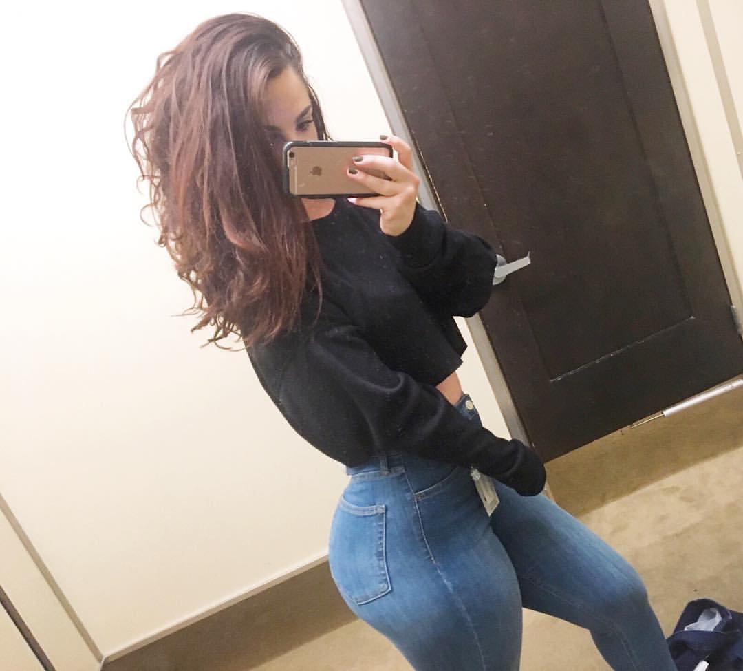 Slim thicc | Scrolller