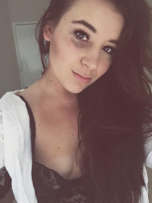 Sly smile | Scrolller