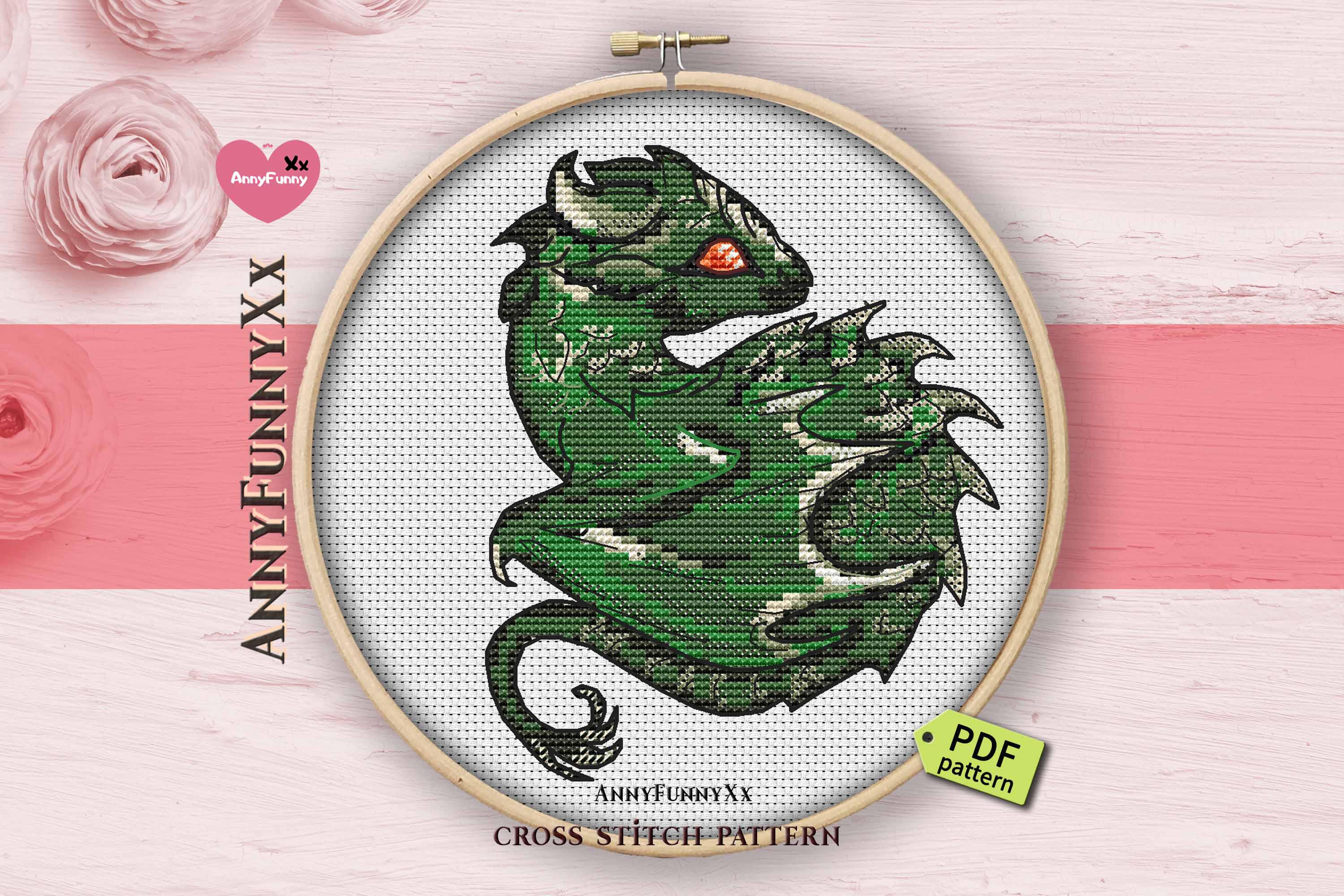 Small green dragons cross stitch pattern! | Scrolller