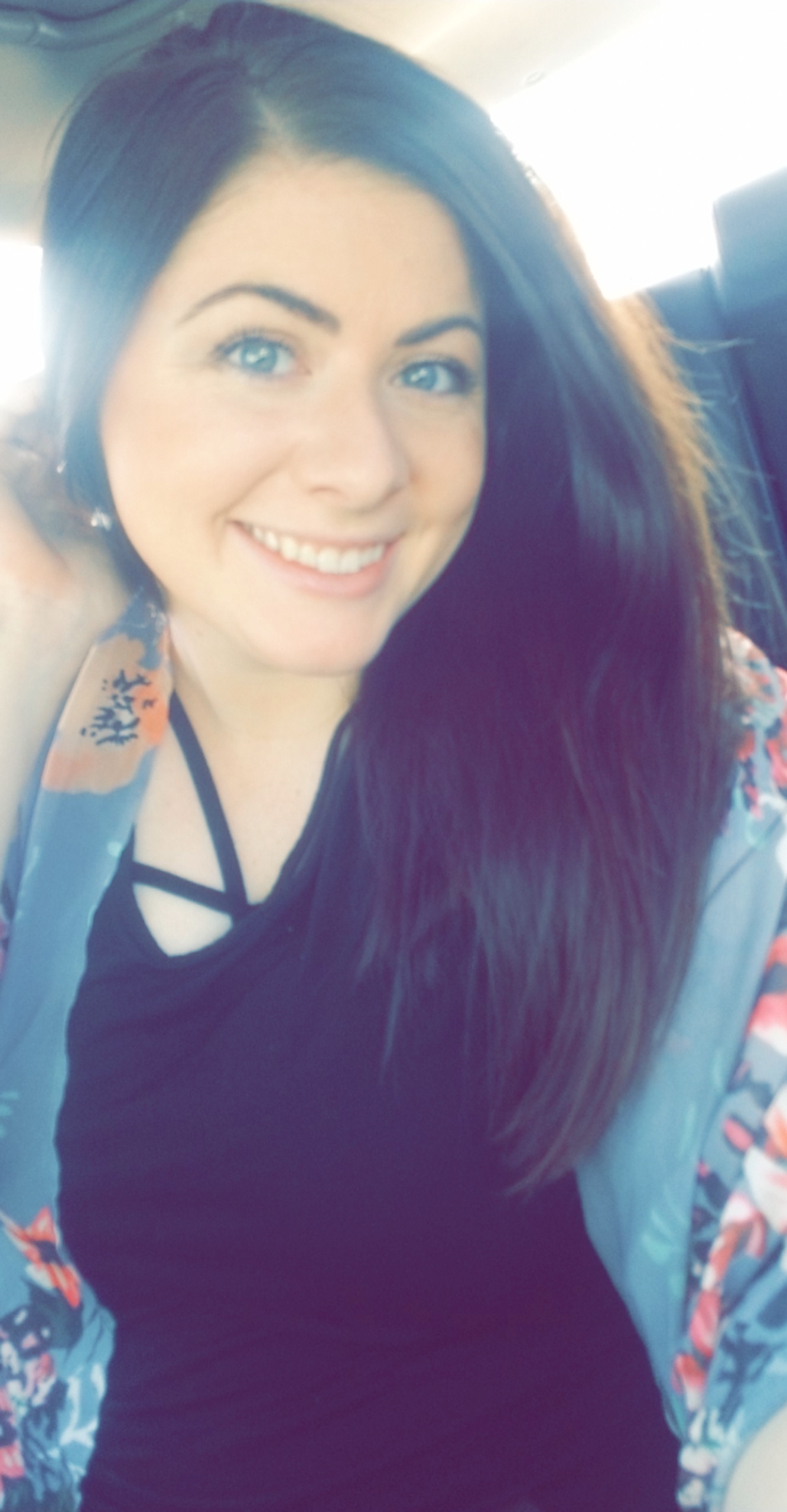 Small Town Gal Looking To Explore Cum Have Some Fun With Me While Supporting My Wanderlust