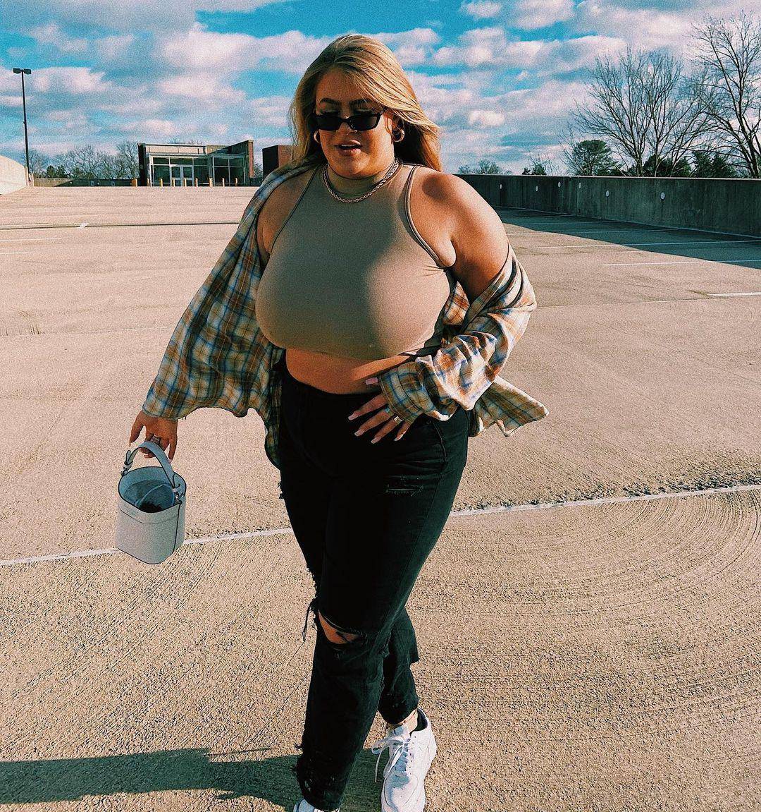 Discover more like Stacked: Chunky and Related Content | Scrolller