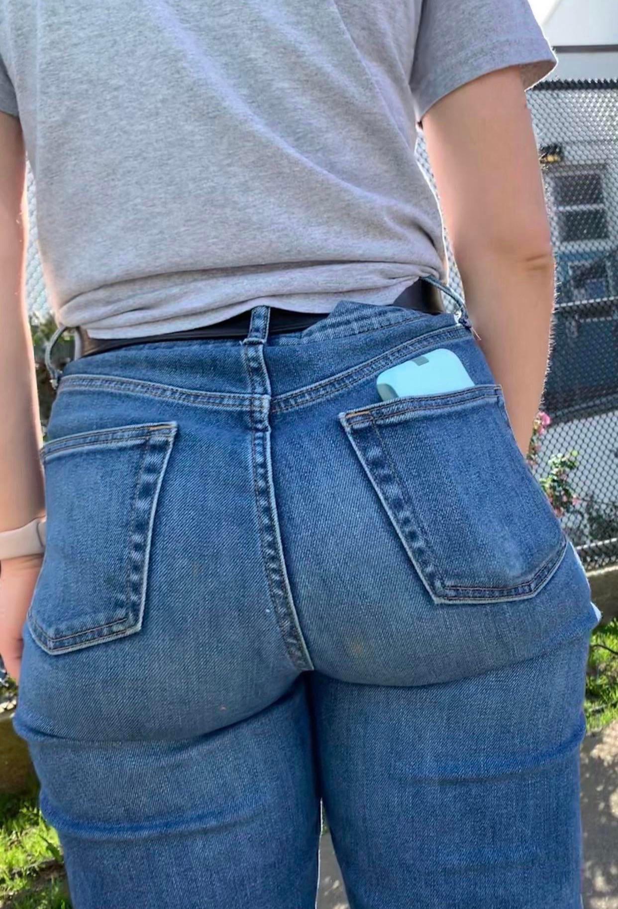 So shapely and round, I couldn’t resist | Scrolller