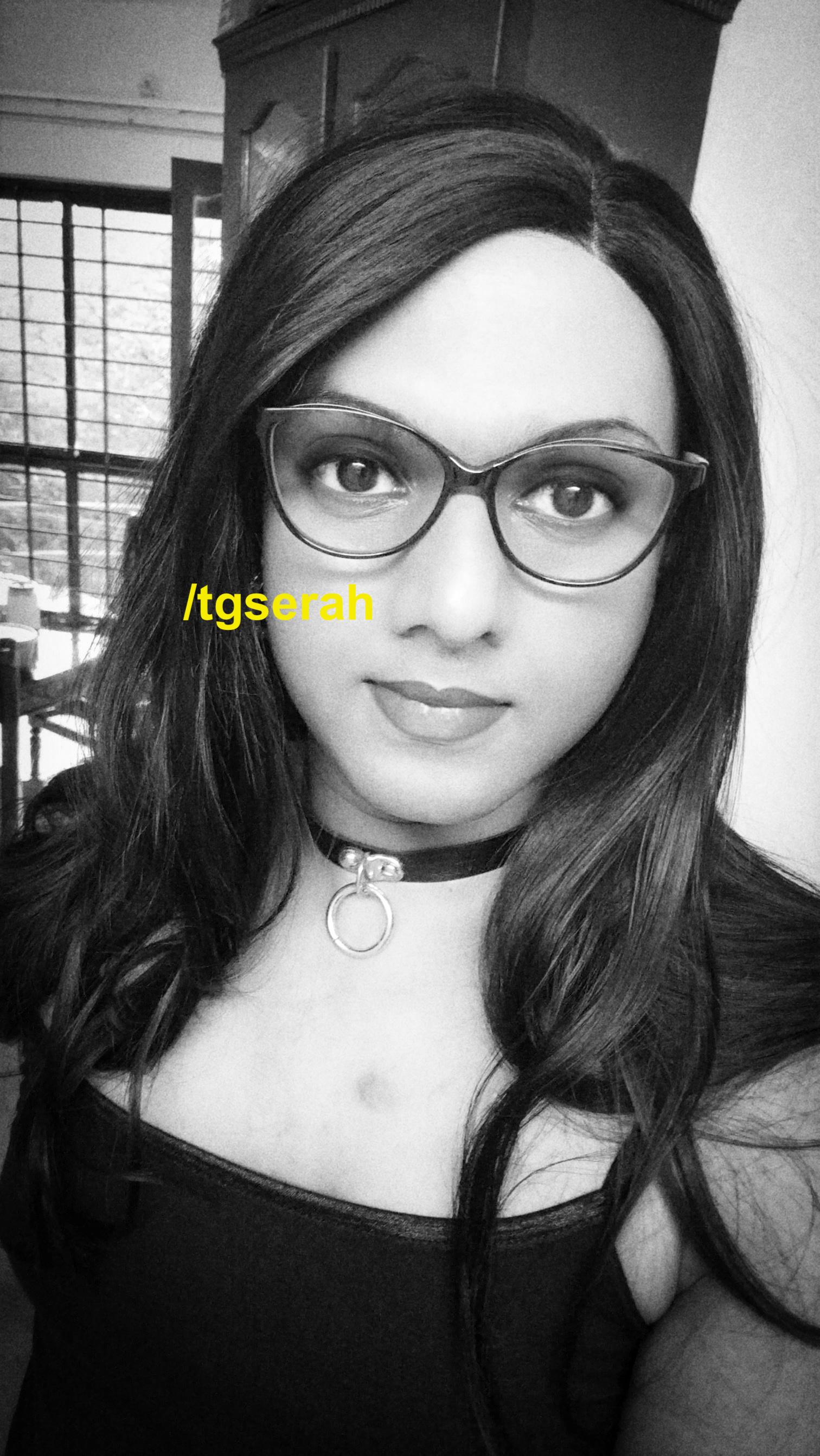 Hi I am Sarah. | Scrolller