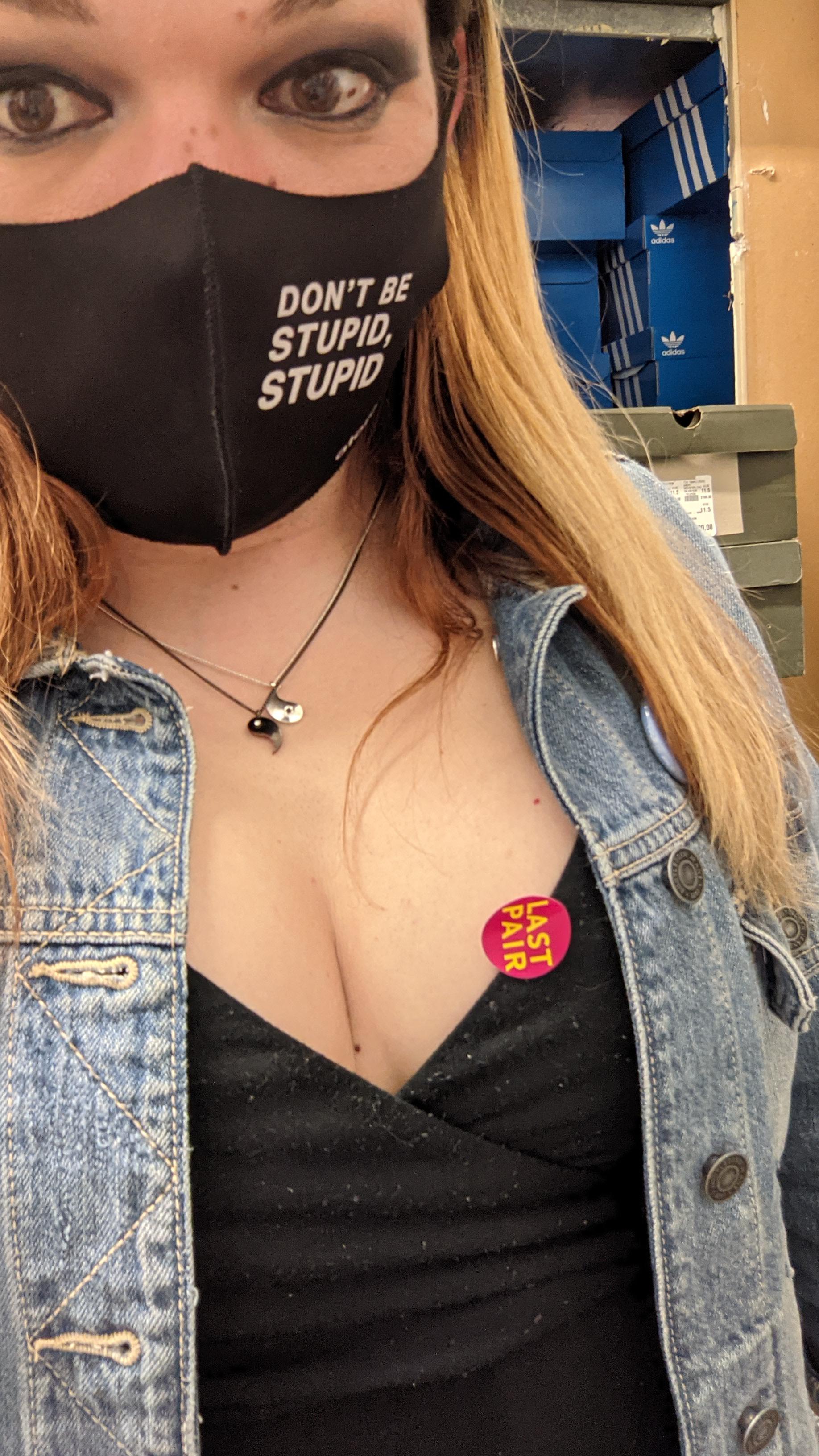 Social experiment time. Let's see how long till someone mentions it. | Scrolller