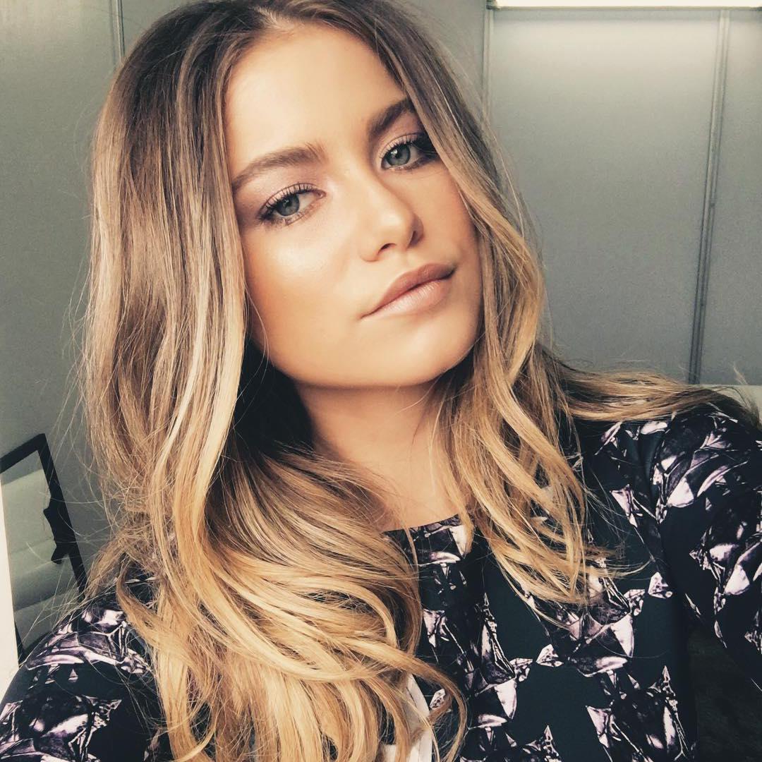 Sofia Reyes | Scrolller