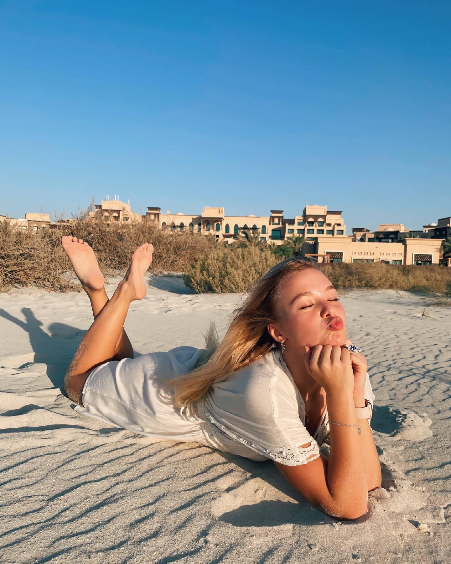 Sofya Plotnikova | Scrolller