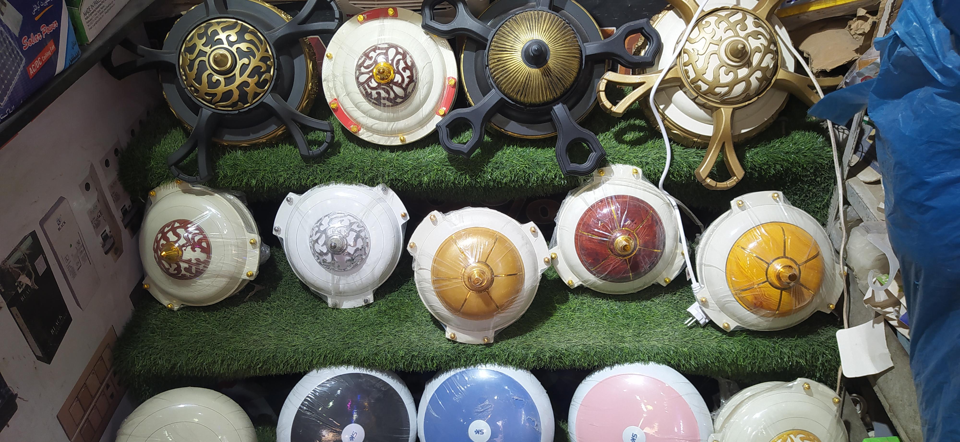 Some fancy ceiling fan heads. | Scrolller