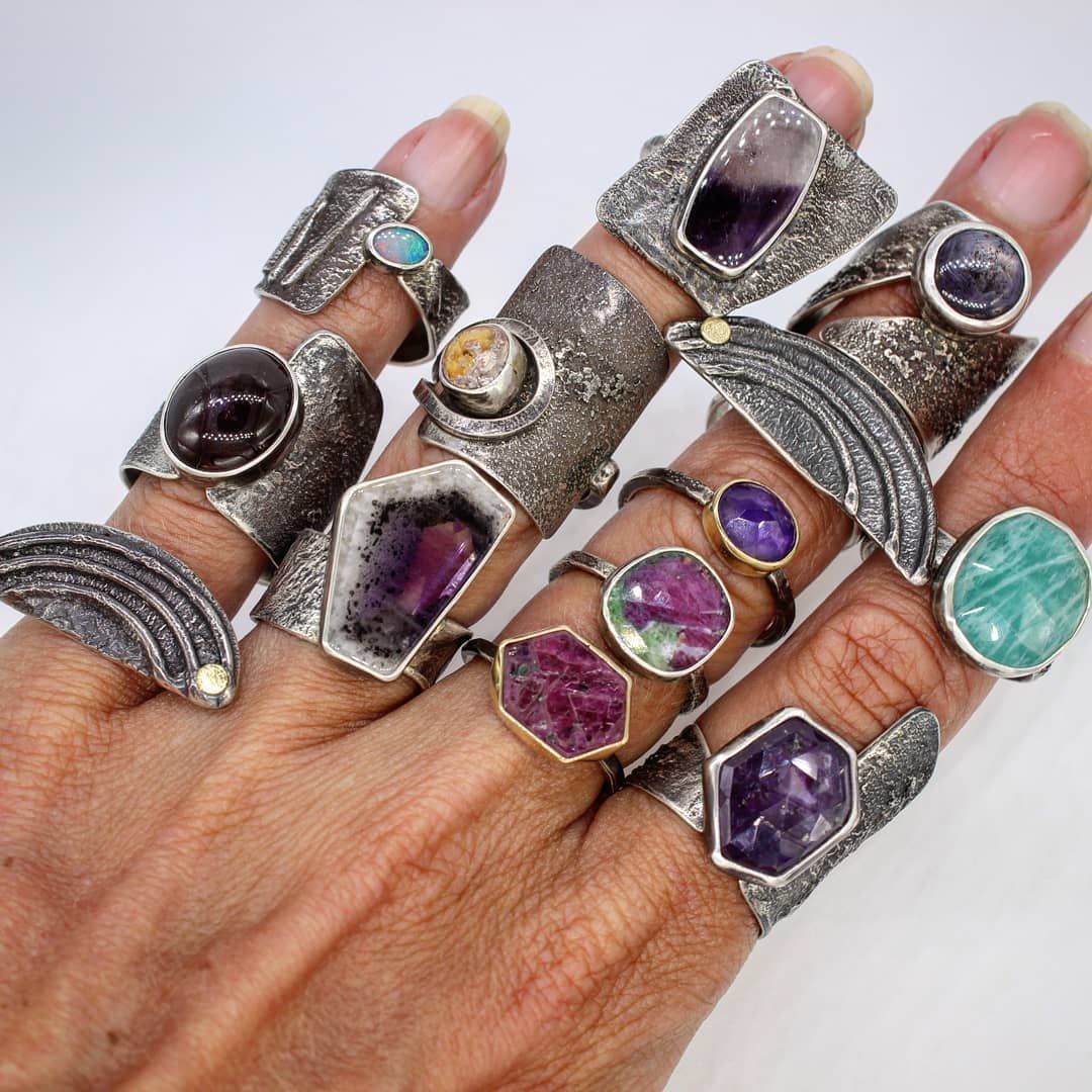 Some rings | Scrolller