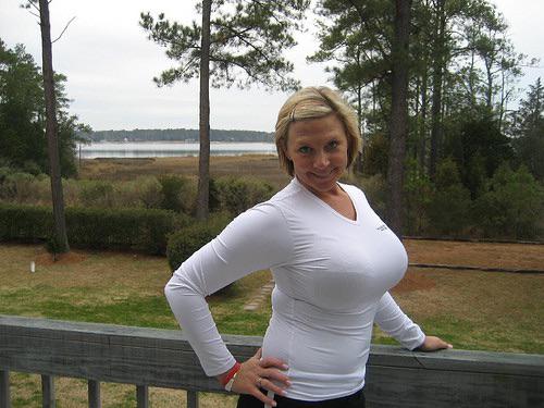 Some stretchy material here | Scrolller