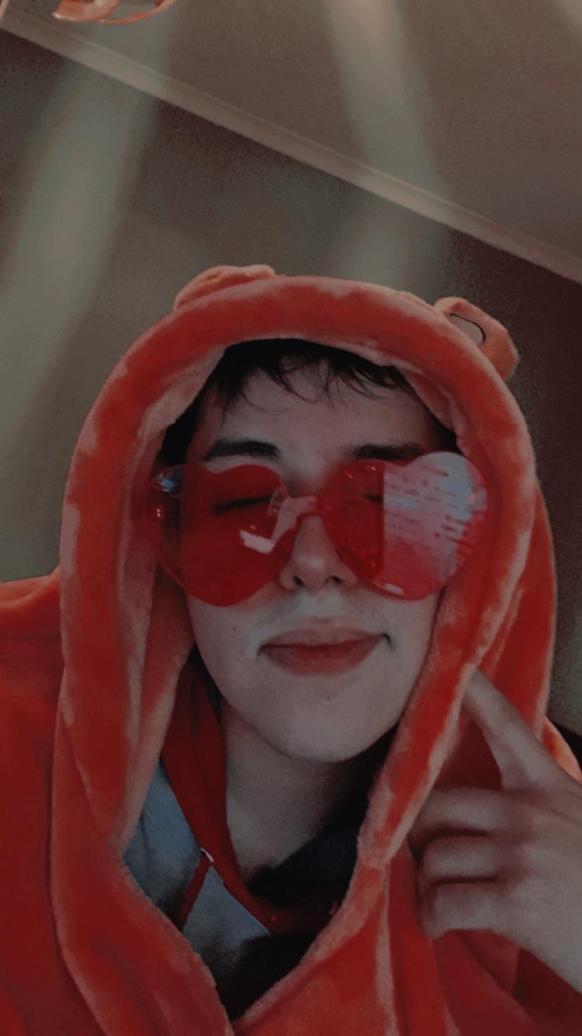 Someone for a small talk? | Scrolller