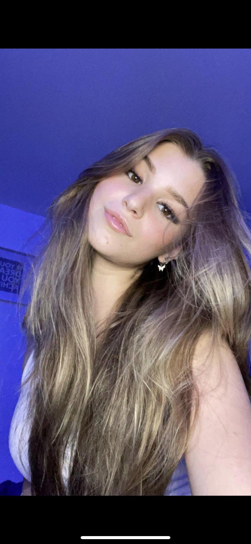 Someone rp or give me joi as her. Need to cum | Scrolller