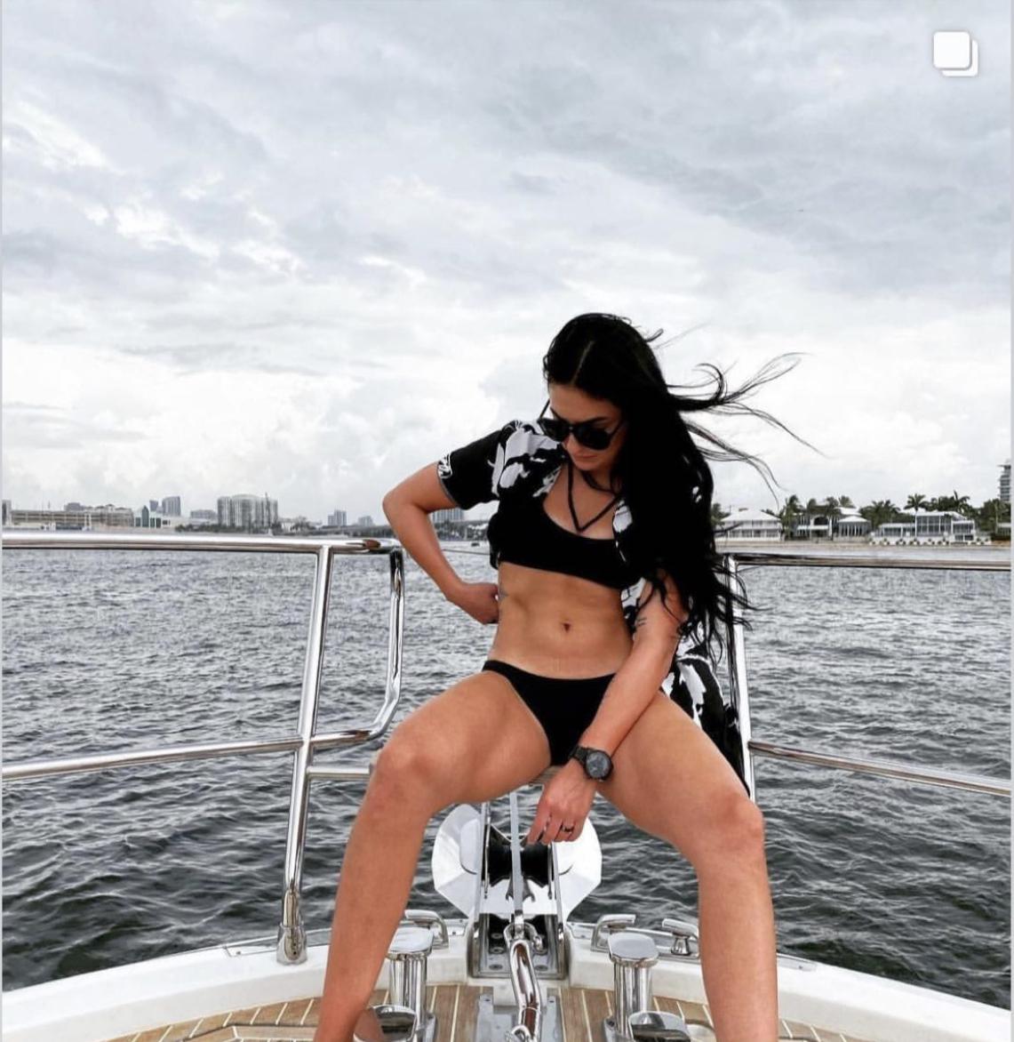 Sonya’s incredible body | Scrolller