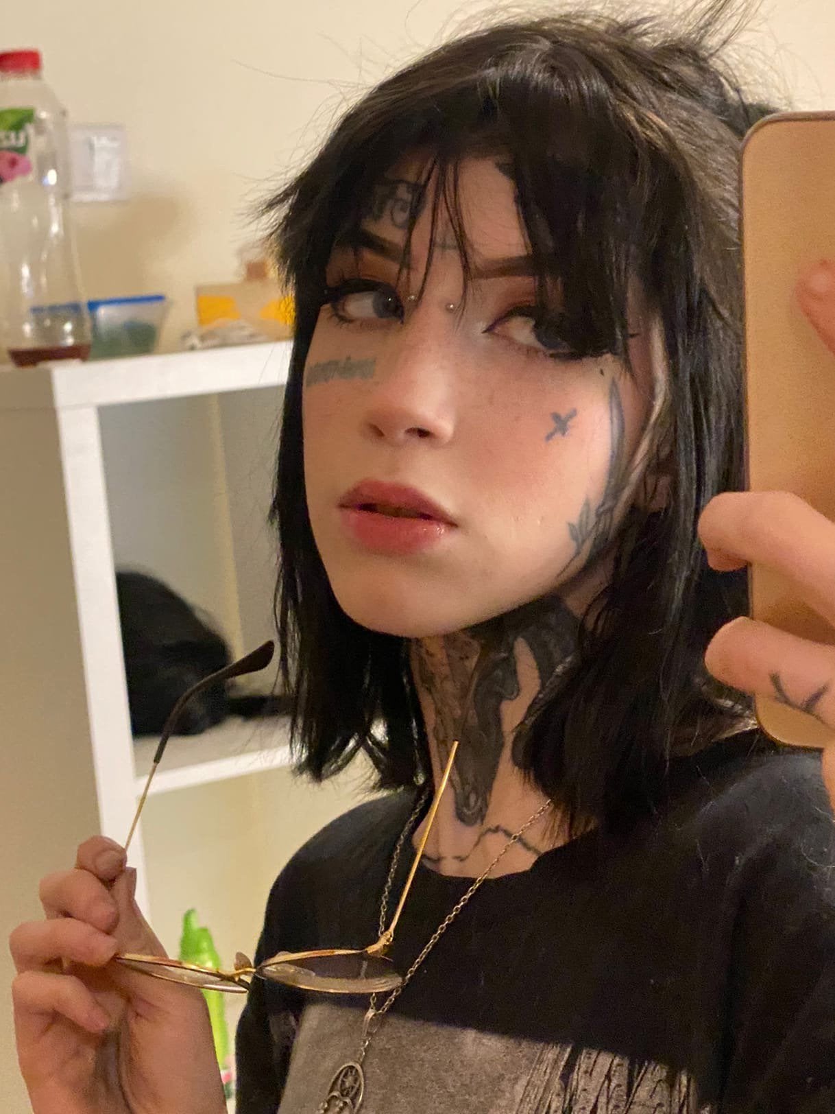 Soo fucking edgy | Scrolller