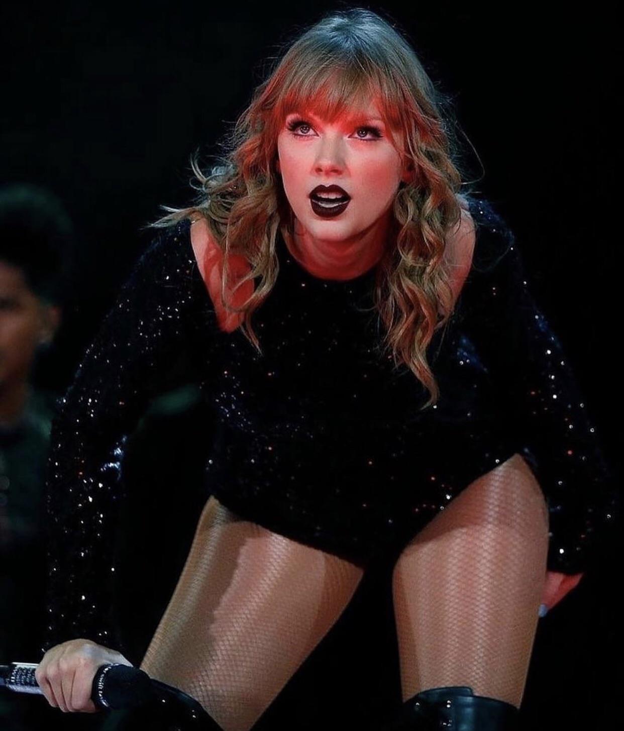 Soo thick | Scrolller