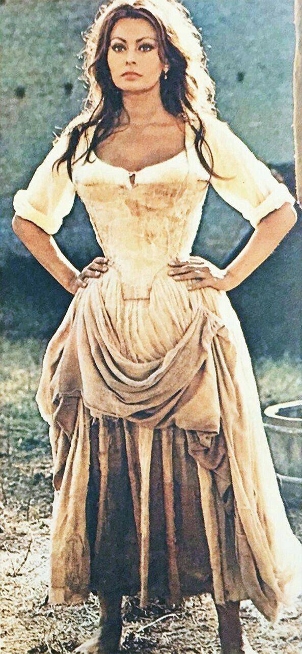 Sophia Loren. | Scrolller