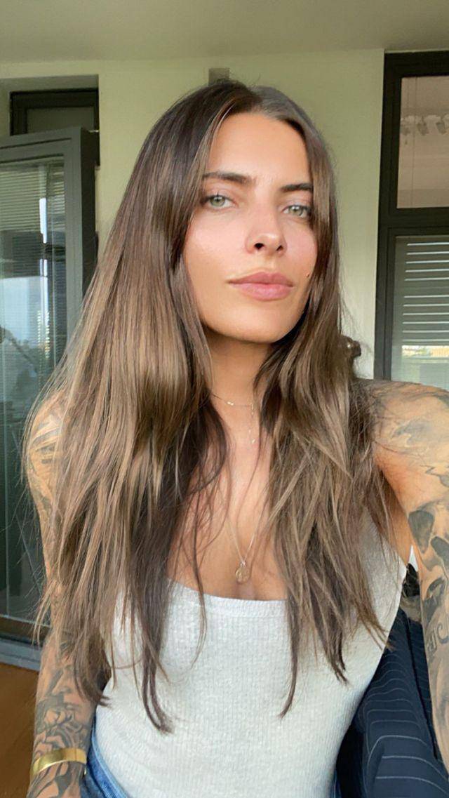 Sophia Thomalla Scrolller