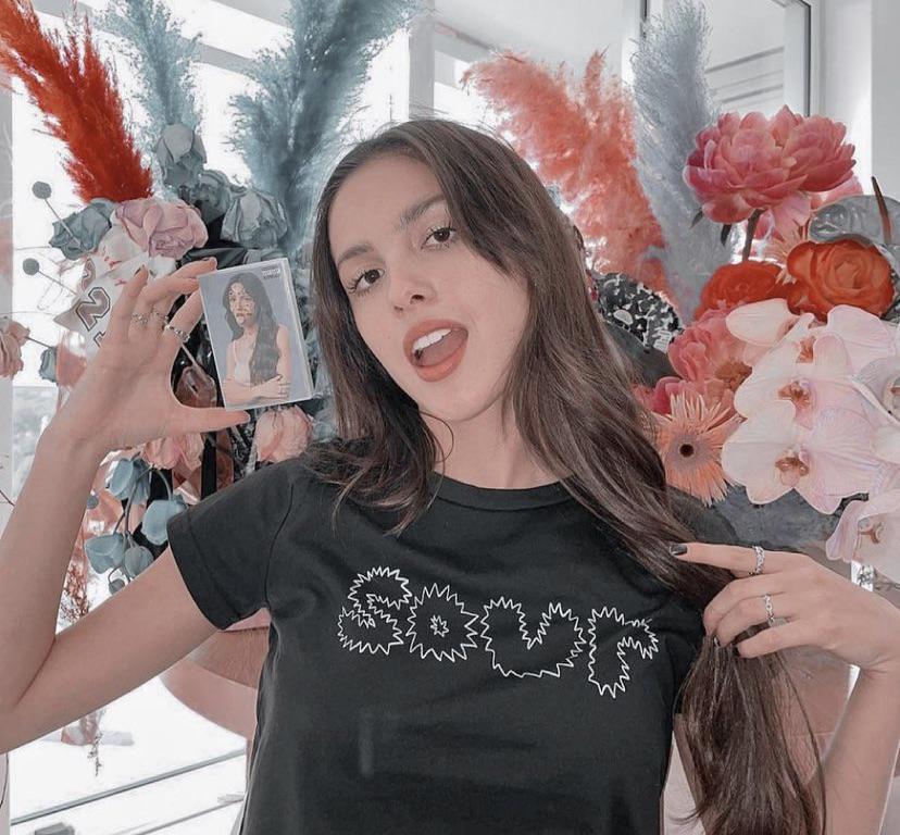 Sour cassette | Scrolller