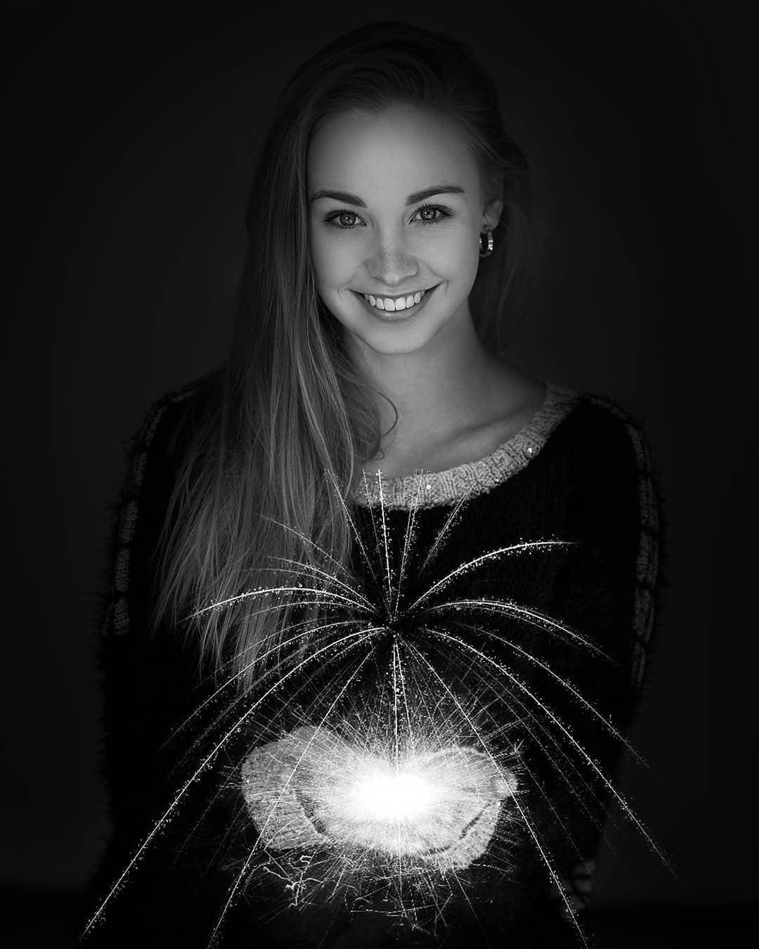 Sparkles | Scrolller