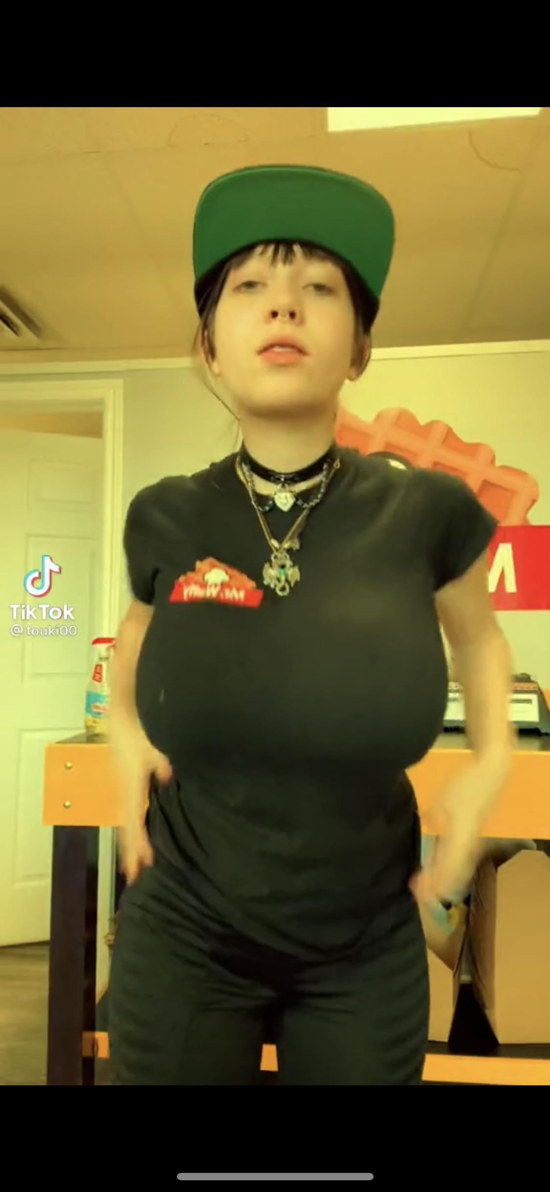 Speechless… by now you should already know who she is | Scrolller