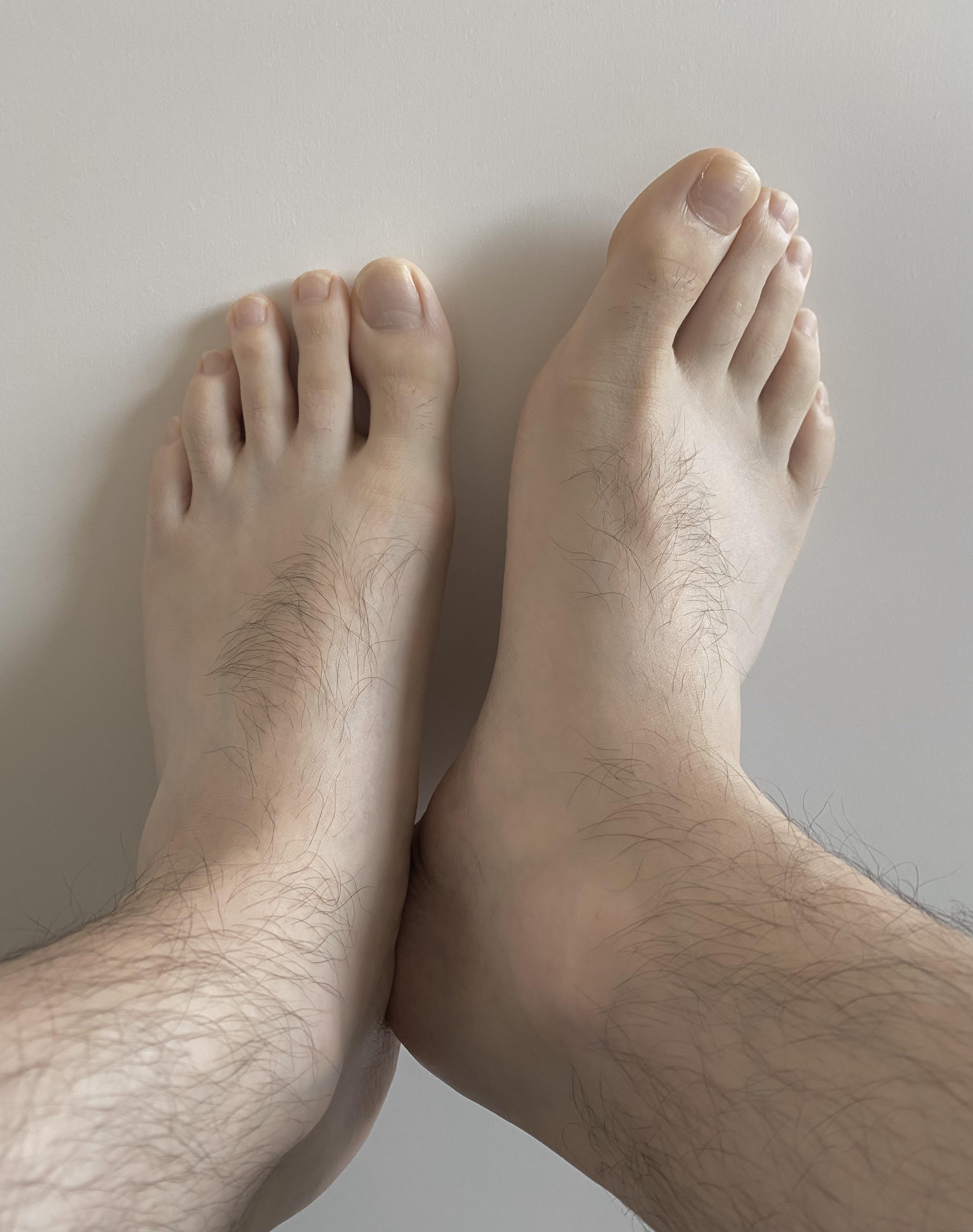 Spend a day with me you’ll develop a foot fetish 😛 | Scrolller