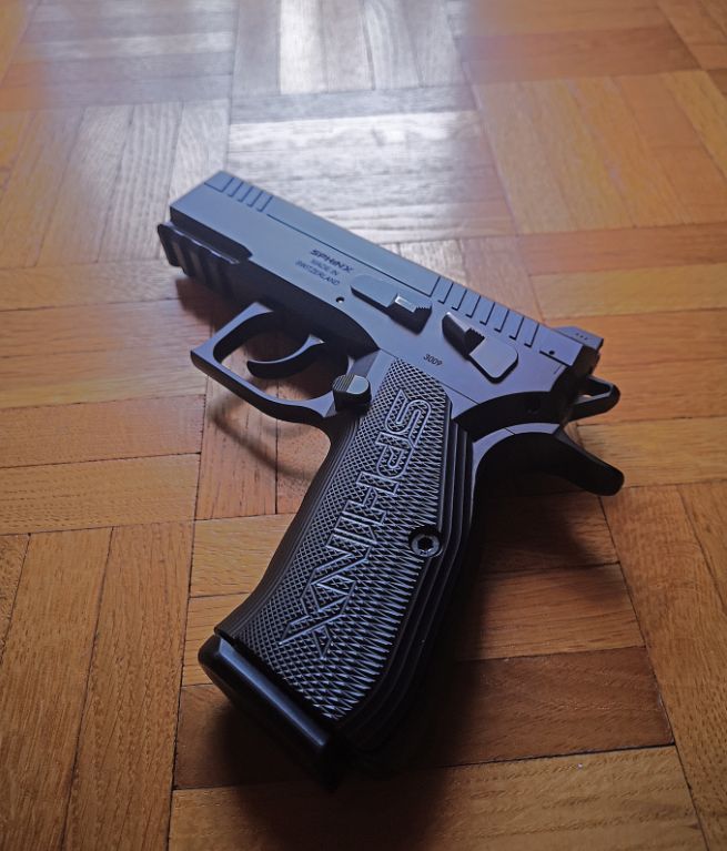 Sphinx 3009 | Scrolller